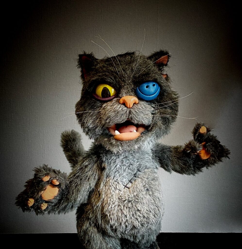 Talk to the Hand Puppets: Puppet Maker for Television and Film