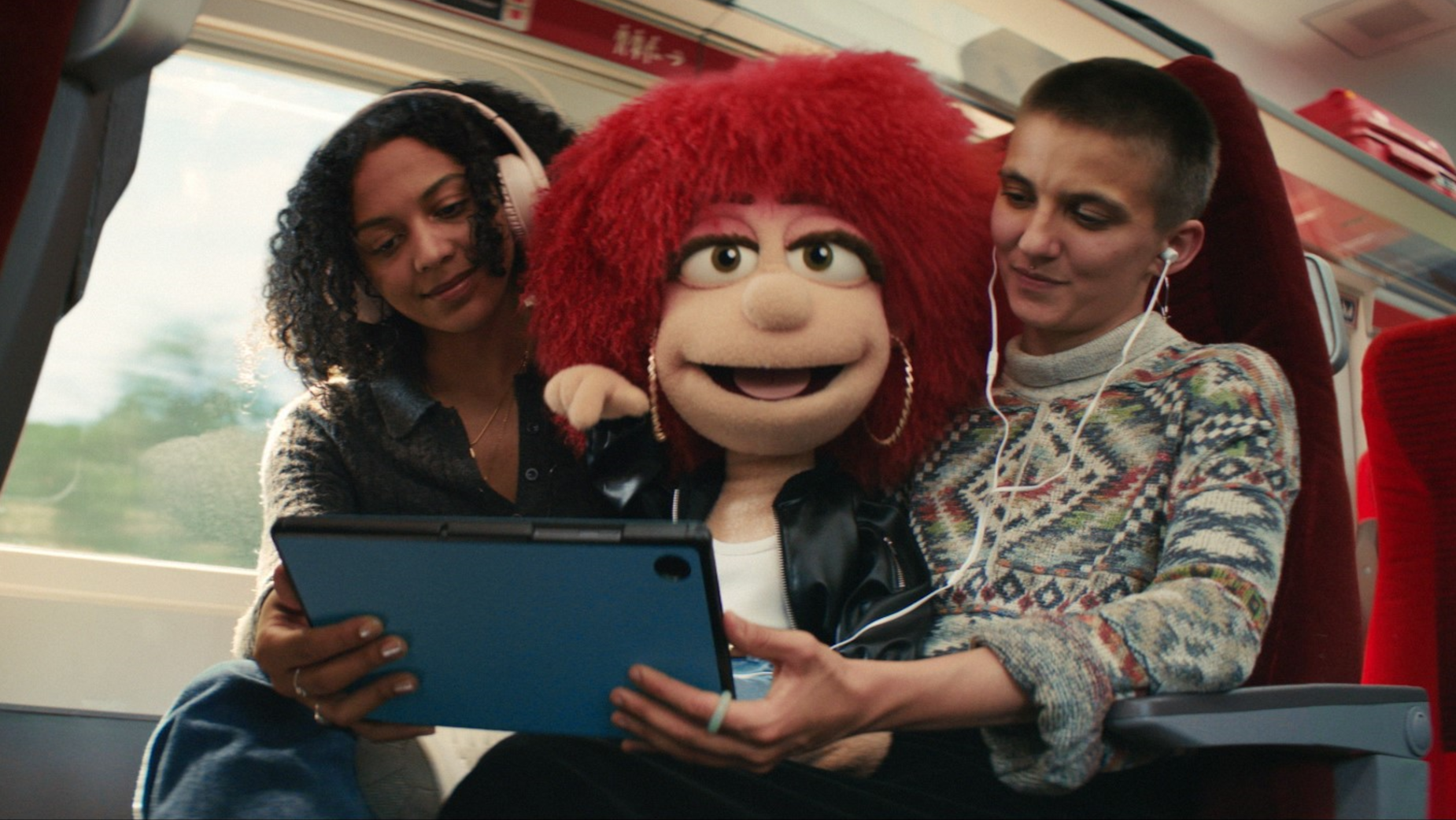 Talk to the Hand Puppets: Puppet Maker for Television and Film